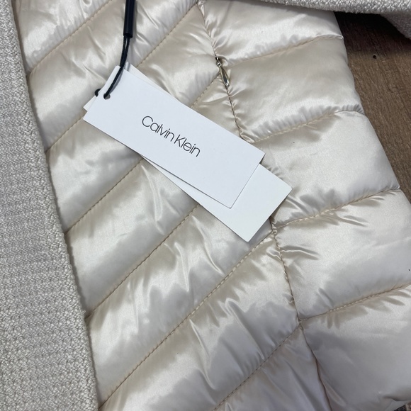 Calvin Klein | Jackets & Coats | Nwt Calvin Klein Cream Puffer Jacket ...